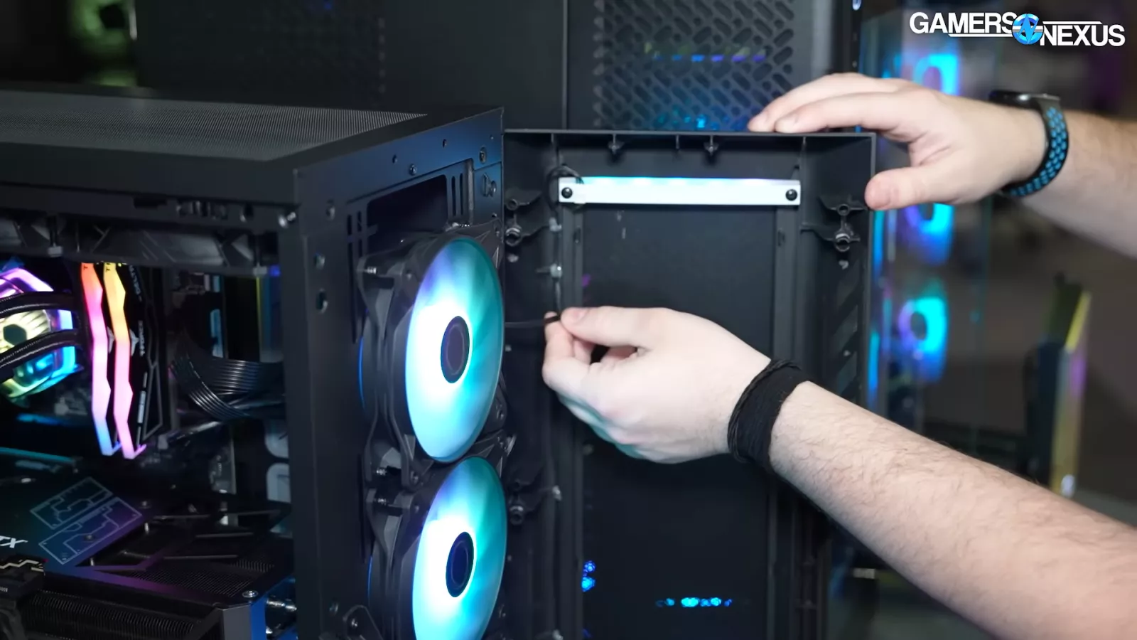 Cooler Master's "Super Conductor" Heatsink, New NR200P Case Concept, & Clever ITX | GamersNexus